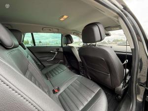 Black Opel Insignia 2015 in Marijampole, with an engine capacity of 1.96 L and mileage of 196 thousand km for 4600 €, photo 8 on AUTOMOTO.COM.LV