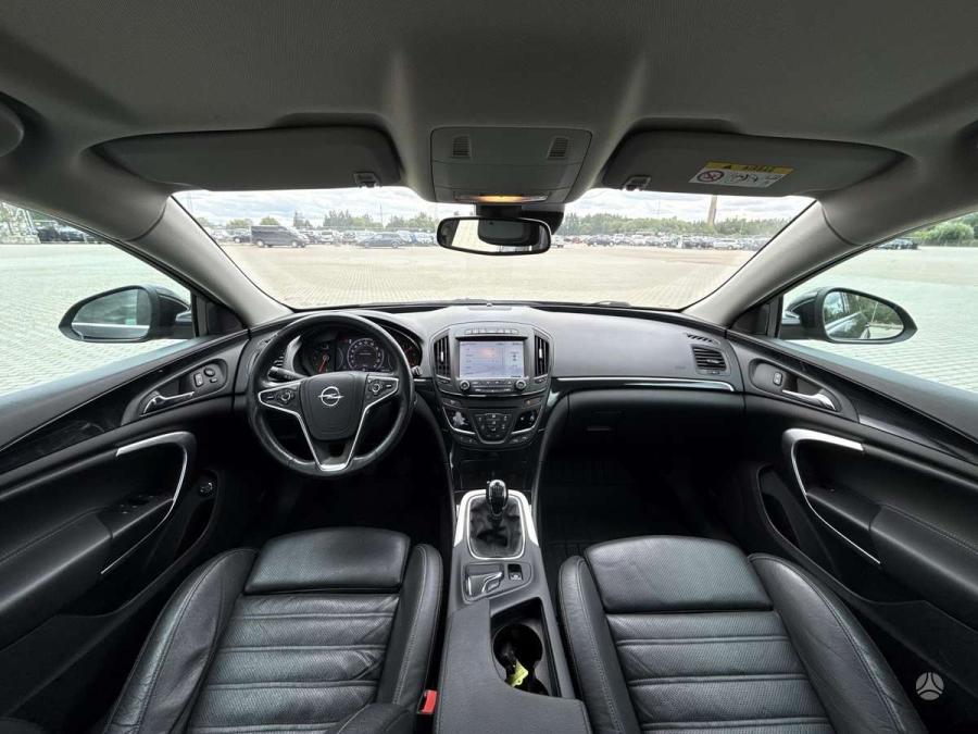 Black Opel Insignia 2015 in Marijampole, with an engine capacity of 1.96 L and mileage of 196 thousand km for 4600 €, photo 21 on AUTOMOTO.COM.LV