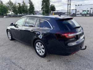 Black Opel Insignia 2015 in Marijampole, with an engine capacity of 1.96 L and mileage of 276 thousand km for 4950 €, photo 4 on AUTOMOTO.COM.LV