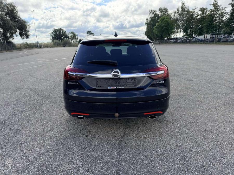 Black Opel Insignia 2015 in Marijampole, with an engine capacity of 1.96 L and mileage of 276 thousand km for 4950 €, photo 8 on AUTOMOTO.COM.LV