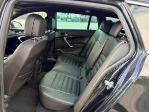 Black Opel Insignia 2015 in Marijampole, with an engine capacity of 1.96 L and mileage of 276 thousand km for 4950 €, photo 19 on AUTOMOTO.COM.LV