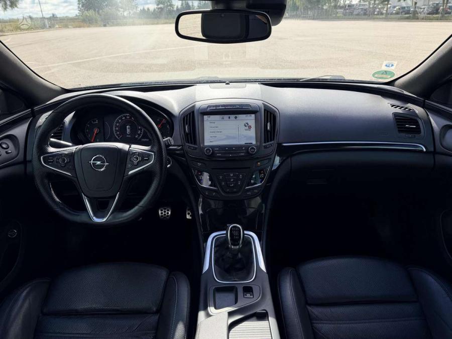 Black Opel Insignia 2015 in Marijampole, with an engine capacity of 1.96 L and mileage of 276 thousand km for 4950 €, photo 21 on AUTOMOTO.COM.LV