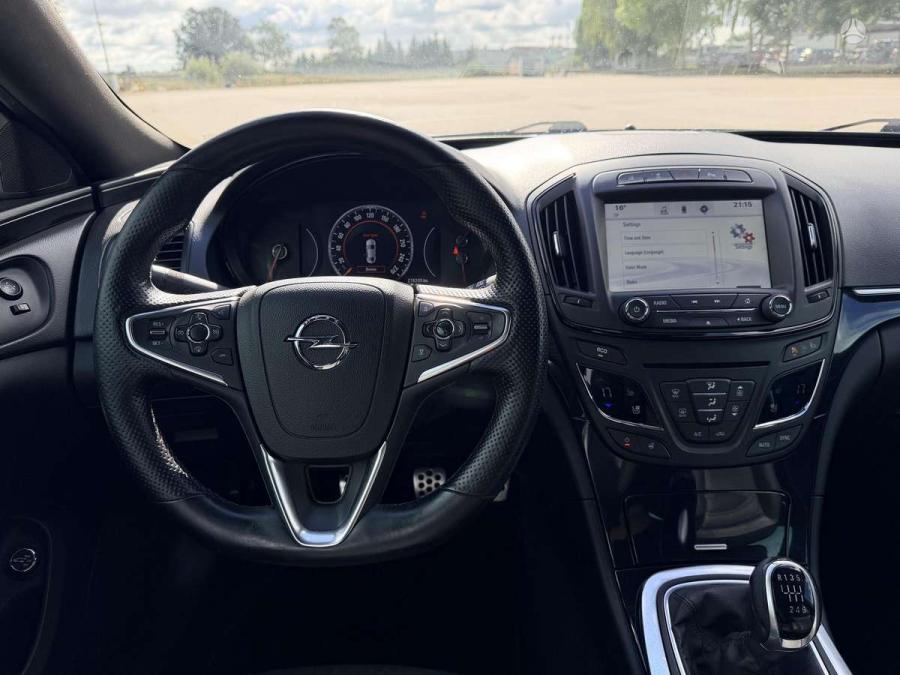 Black Opel Insignia 2015 in Marijampole, with an engine capacity of 1.96 L and mileage of 276 thousand km for 4950 €, photo 22 on AUTOMOTO.COM.LV
