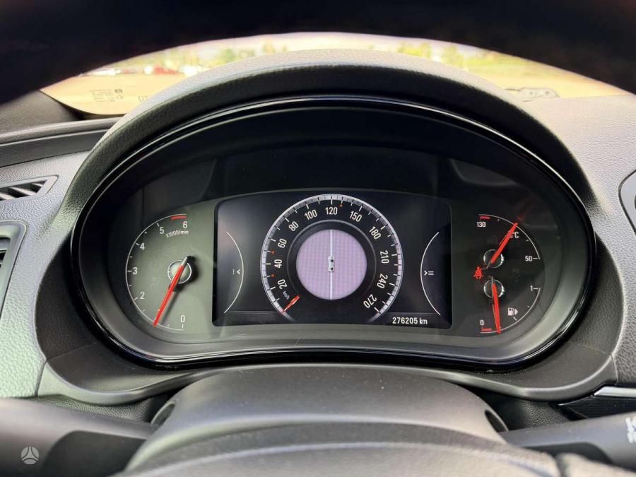Black Opel Insignia 2015 in Marijampole, with an engine capacity of 1.96 L and mileage of 276 thousand km for 4950 €, photo 26 on AUTOMOTO.COM.LV