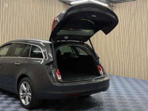 Melns Opel Insignia 2015 Marijampole, ar dzinēja tilpumu 1.96 L un nobraukumu 270 tūkst. km par 5500 €, foto 13 vietnē AUTOMOTO.COM.LV