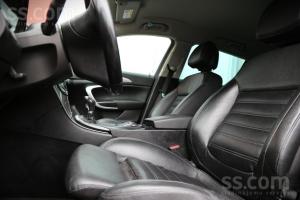 Black Opel Insignia 2015 in Riga, with an engine capacity of 2.00 L and mileage of 295 thousand km for 4995 €, photo 13 on AUTOMOTO.COM.LV