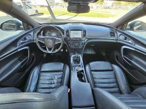 Black Opel Insignia 2015 in Kretinga, with an engine capacity of 1.96 L and mileage of 320 thousand km for 4999 €, photo 15 on AUTOMOTO.COM.LV