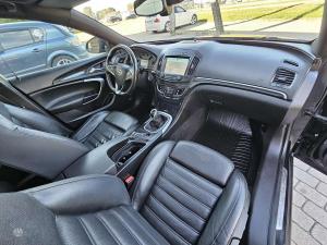 Black Opel Insignia 2015 in Kretinga, with an engine capacity of 1.96 L and mileage of 320 thousand km for 4999 €, photo 19 on AUTOMOTO.COM.LV
