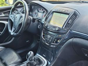 Black Opel Insignia 2015 in Kretinga, with an engine capacity of 1.96 L and mileage of 320 thousand km for 4999 €, photo 27 on AUTOMOTO.COM.LV
