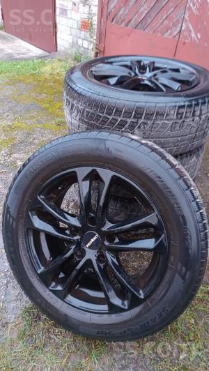 Black Opel Insignia 2015 in Riga, with an engine capacity of 2.00 L and mileage of 263 thousand km for 6700 €, photo 15 on AUTOMOTO.COM.LV