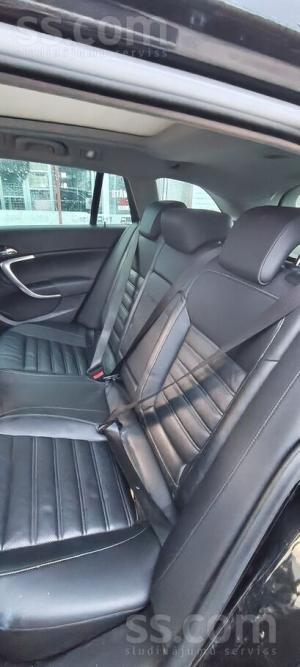 Black Opel Insignia 2015 in Jelgava, with an engine capacity of 2.00 L and mileage of 365 thousand km for 4500 €, photo 14 on AUTOMOTO.COM.LV