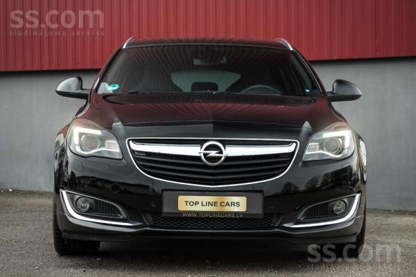 Black Opel Insignia 2016 in Tukums, with an engine capacity of 2.00 L and mileage of 0 thousand km for 8800 €, photo 4 on AUTOMOTO.COM.LV