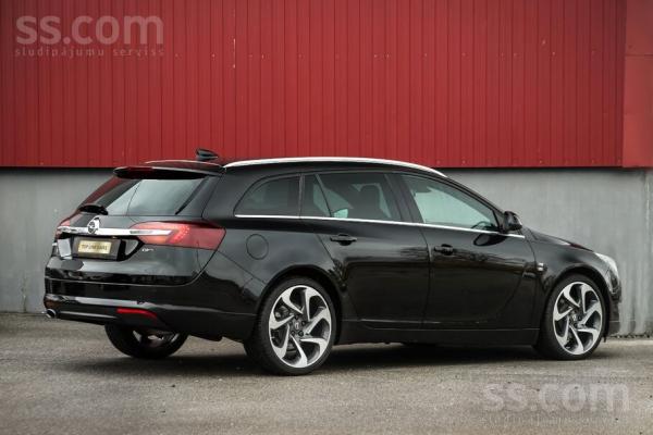 Black Opel Insignia 2016 in Tukums, with an engine capacity of 2.00 L and mileage of 0 thousand km for 8800 €, photo 9 on AUTOMOTO.COM.LV