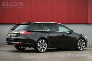 Black Opel Insignia 2016 in Tukums, with an engine capacity of 2.00 L and mileage of 0 thousand km for 8800 €, photo 9 on AUTOMOTO.COM.LV