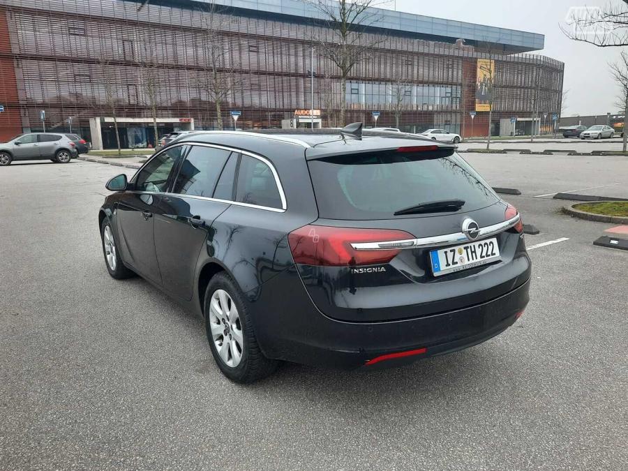 Black Opel Insignia 2016 in Kretinga, with an engine capacity of 1.60 L and mileage of 190 thousand km for 6990 €, photo 8 on AUTOMOTO.COM.LV