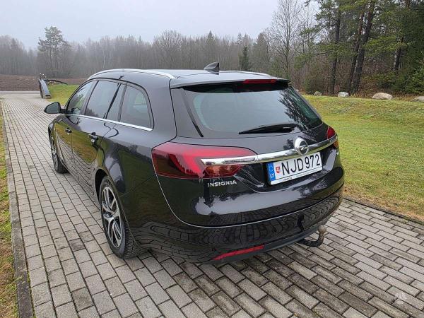 Melns Opel Insignia 2016 Telšiai, ar dzinēja tilpumu 1.60 L un nobraukumu 214 tūkst. km par 6900 €, foto 4 vietnē AUTOMOTO.COM.LV