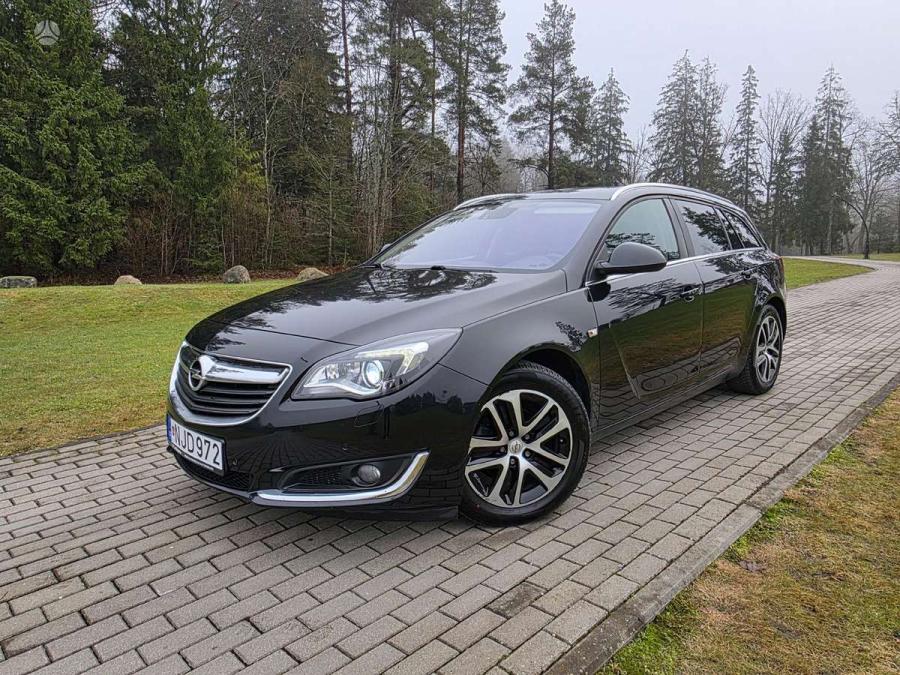 Black Opel Insignia 2016 in Telschi, with an engine capacity of 1.60 L and mileage of 214 thousand km for 6900 €, photo 13 on AUTOMOTO.COM.LV