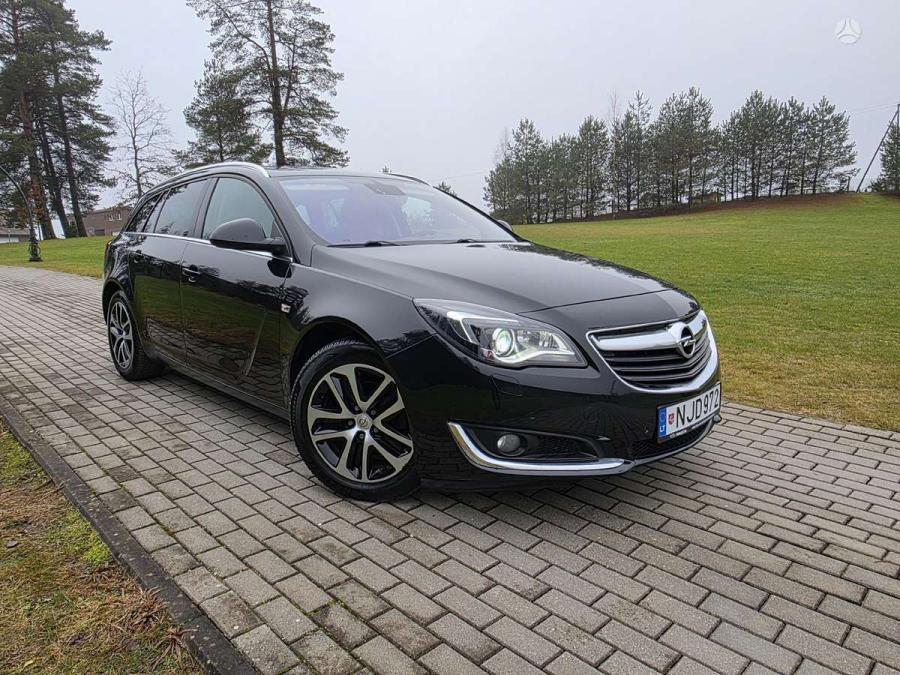 Black Opel Insignia 2016 in Telschi, with an engine capacity of 1.60 L and mileage of 214 thousand km for 6900 €, photo 16 on AUTOMOTO.COM.LV