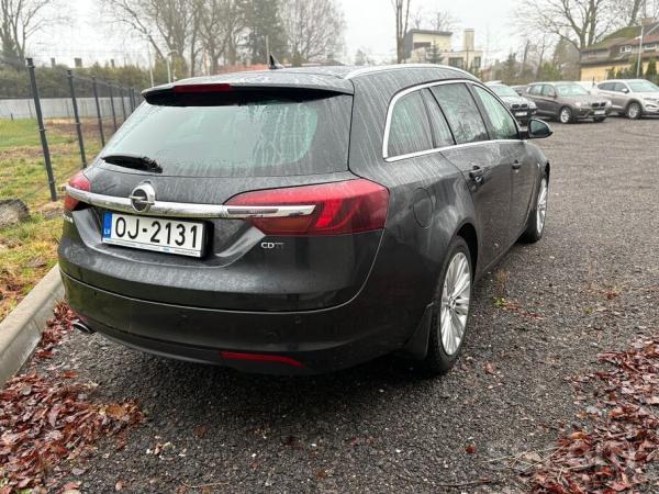 Black Opel Insignia 2016 in Riga, with an engine capacity of 2.00 L and mileage of 0 thousand km for 6200 €, photo 3 on AUTOMOTO.COM.LV
