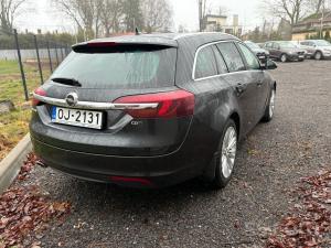 Black Opel Insignia 2016 in Riga, with an engine capacity of 2.00 L and mileage of 0 thousand km for 6290 €, photo 3 on AUTOMOTO.COM.LV