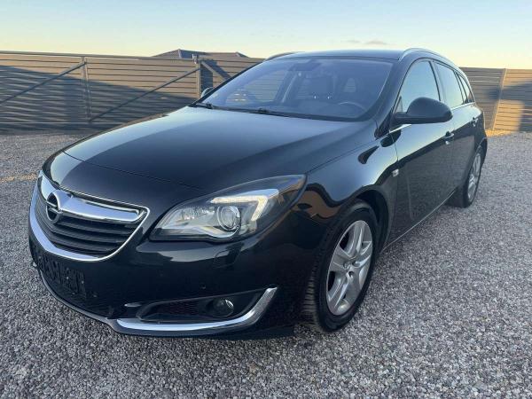 Black Opel Insignia 2016 in Alytus, with an engine capacity of 1.60 L and mileage of 261 thousand km for 5800 €, photo 5 on AUTOMOTO.COM.LV