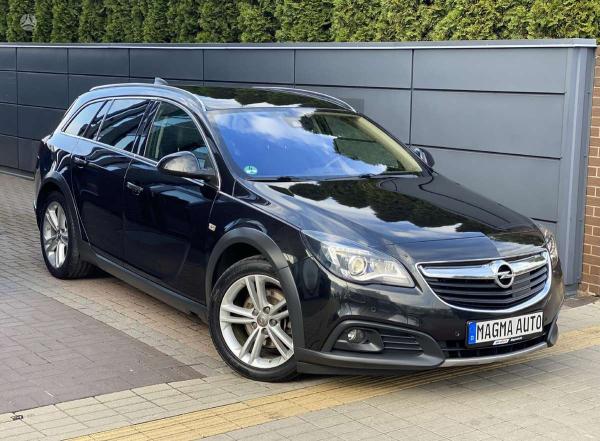 Black Opel Insignia 2016 in Marijampole, with an engine capacity of 1.96 L and mileage of 203 thousand km for 7950 €, photo 7 on AUTOMOTO.COM.LV