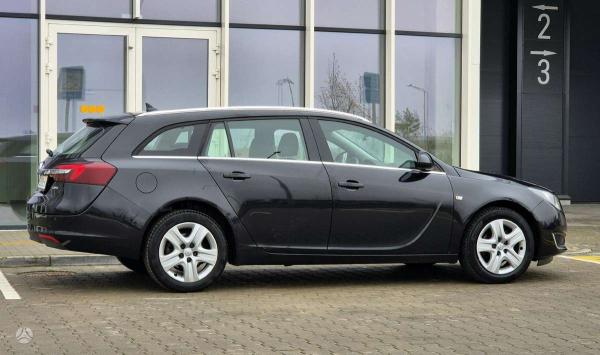 Melns Opel Insignia 2016 Viļņa, ar dzinēja tilpumu 1.60 L un nobraukumu 271 tūkst. km par 5500 €, foto 6 vietnē AUTOMOTO.COM.LV