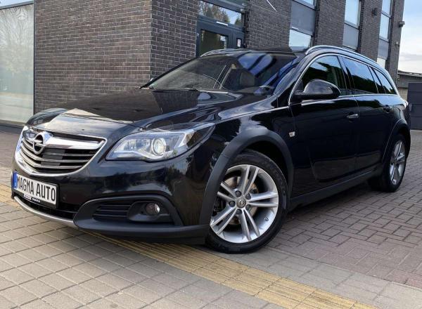 Black Opel Insignia 2016 in Marijampole, with an engine capacity of 1.96 L and mileage of 203 thousand km for 7750 €, photo 11 on AUTOMOTO.COM.LV