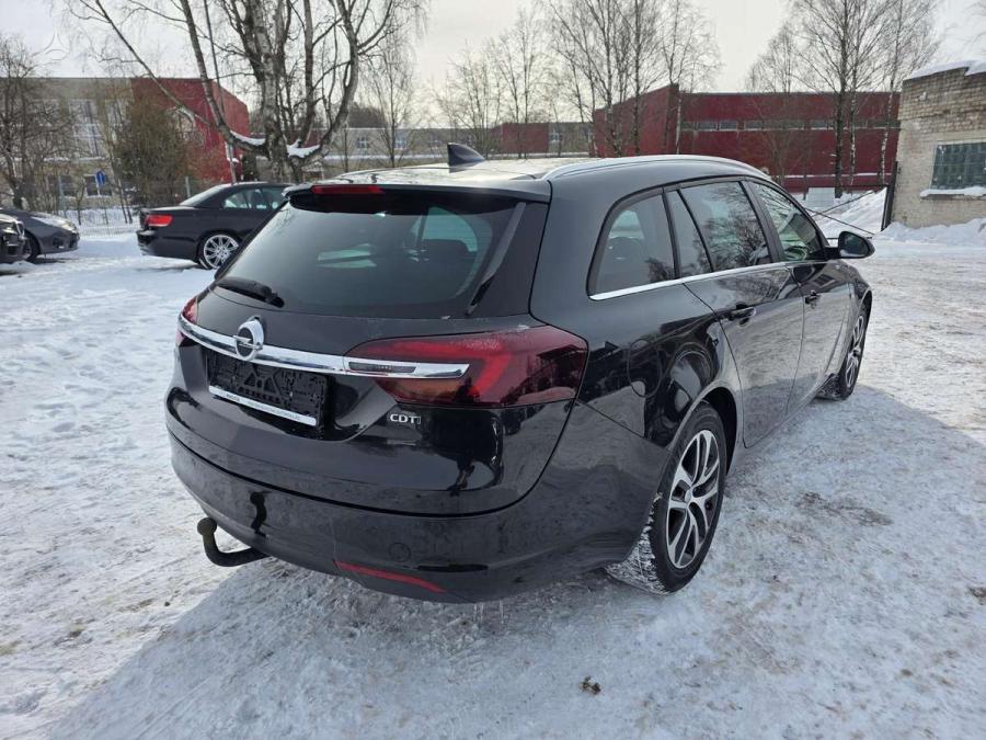Melns Opel Insignia 2016 Telšiai, ar dzinēja tilpumu 1.60 L un nobraukumu 214 tūkst. km par 6700 €, foto 3 vietnē AUTOMOTO.COM.LV