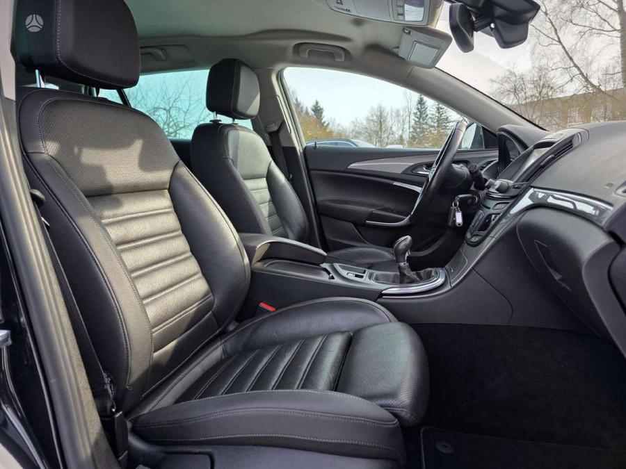 Melns Opel Insignia 2016 Telšiai, ar dzinēja tilpumu 1.60 L un nobraukumu 214 tūkst. km par 6700 €, foto 20 vietnē AUTOMOTO.COM.LV