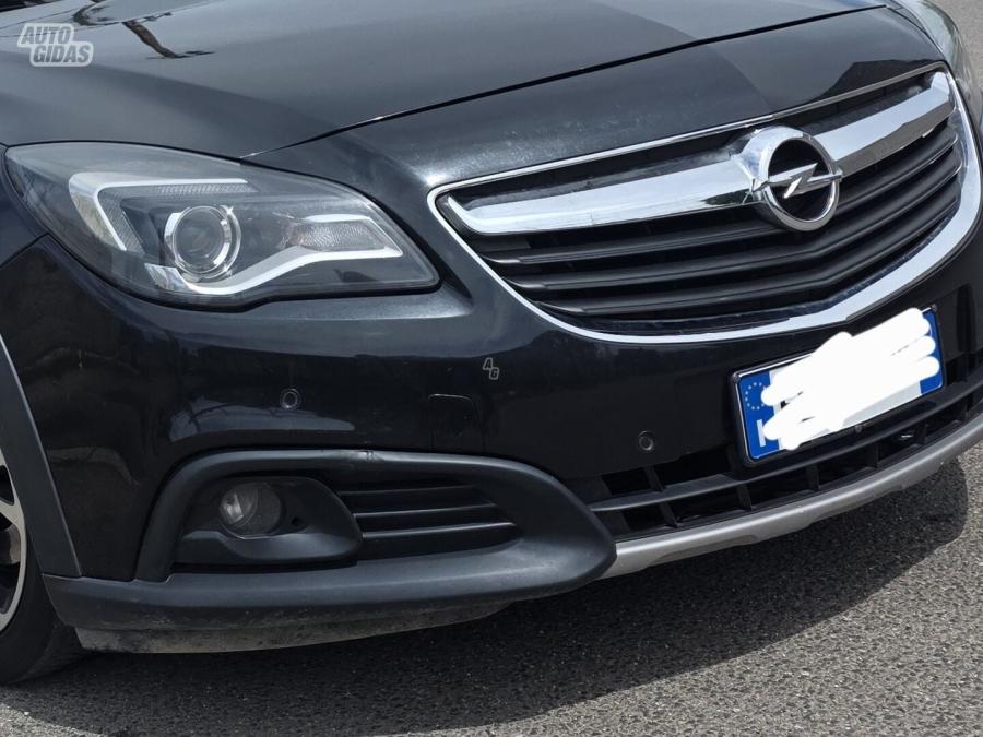 Black Opel Insignia 2016 in Ukmerge, with an engine capacity of 2.00 L and mileage of 284 thousand km for 5500 €, photo 1 on AUTOMOTO.COM.LV