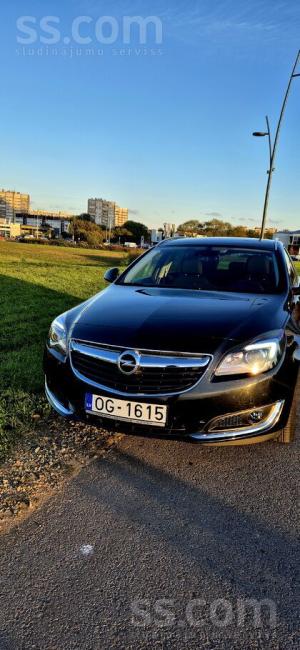 Melns Opel Insignia 2016 Ogre, ar dzinēja tilpumu 1.60 L un nobraukumu 53 tūkst. km par 12500 €, foto  vietnē AUTOMOTO.COM.LV