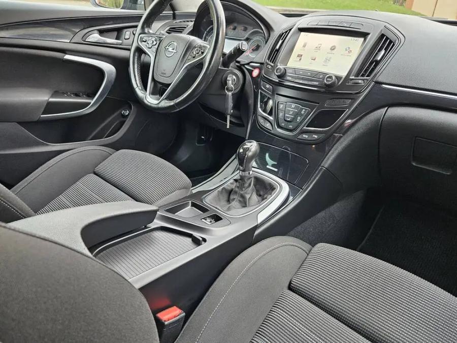 Melns Opel Insignia 2016 Jēkabpils, ar dzinēja tilpumu 2.00 L un nobraukumu 234 tūkst. km par 6790 €, foto 24 vietnē AUTOMOTO.COM.LV