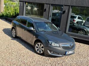 Melns Opel Insignia 2016 Rīga, ar dzinēja tilpumu 1.60 L un nobraukumu 182 tūkst. km par 5500 €, foto  vietnē AUTOMOTO.COM.LV