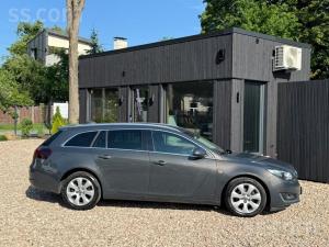 Melns Opel Insignia 2016 Rīga, ar dzinēja tilpumu 1.60 L un nobraukumu 182 tūkst. km par 5500 €, foto 4 vietnē AUTOMOTO.COM.LV