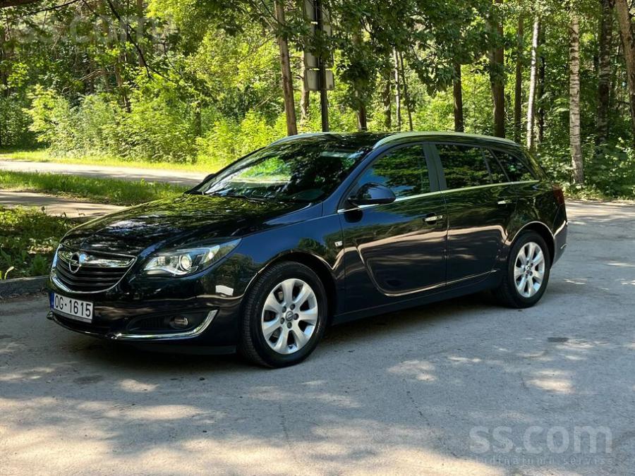 Black Opel Insignia 2016 in Riga, with an engine capacity of 1.60 L and mileage of 0 thousand km for 12899 €, photo 1 on AUTOMOTO.COM.LV