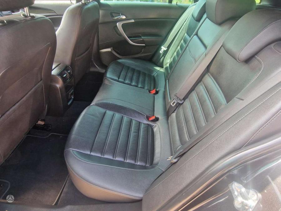 Melns Opel Insignia 2016 Ukmergė, ar dzinēja tilpumu 1.60 L un nobraukumu 235 tūkst. km par 4950 €, foto 13 vietnē AUTOMOTO.COM.LV