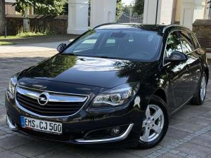 Black Opel Insignia 2016 in Kaunas, with an engine capacity of 1.60 L and mileage of 261 thousand km for 5399 €, photo 1 on AUTOMOTO.COM.LV