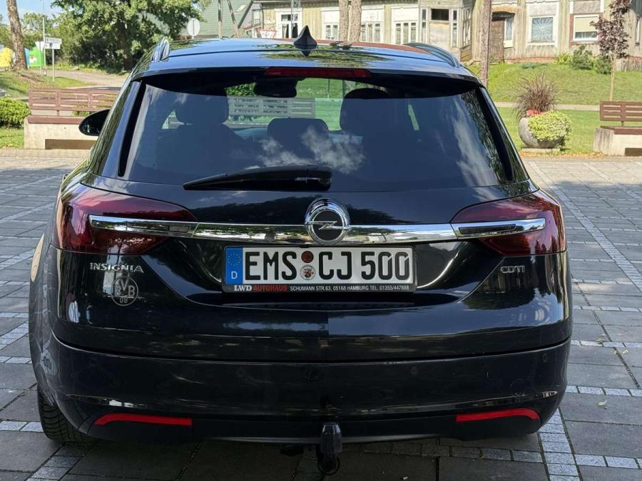 Black Opel Insignia 2016 in Kaunas, with an engine capacity of 1.60 L and mileage of 261 thousand km for 5399 €, photo 4 on AUTOMOTO.COM.LV