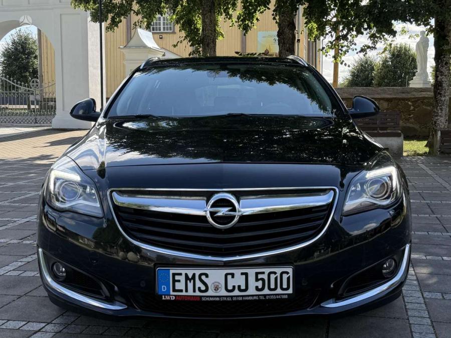 Black Opel Insignia 2016 in Kaunas, with an engine capacity of 1.60 L and mileage of 261 thousand km for 5399 €, photo 6 on AUTOMOTO.COM.LV