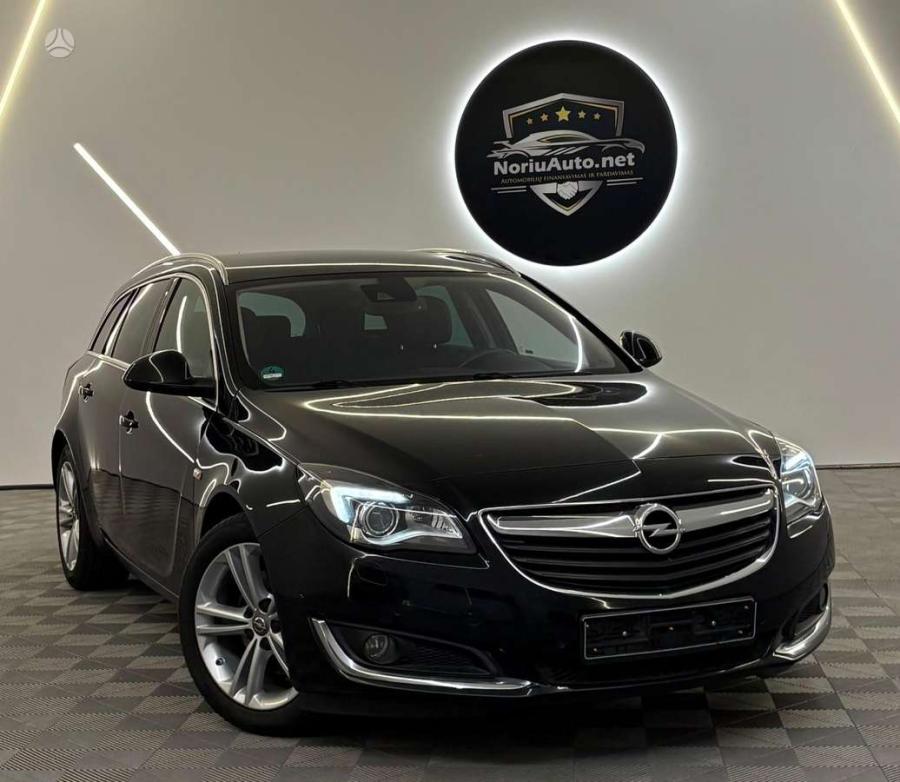 Black Opel Insignia 2016 in Marijampole, with an engine capacity of 1.96 L and mileage of 262 thousand km for 5999 €, photo 1 on AUTOMOTO.COM.LV