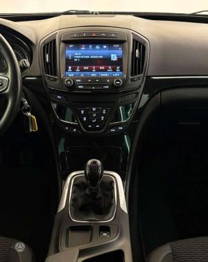 Black Opel Insignia 2016 in Marijampole, with an engine capacity of 1.96 L and mileage of 262 thousand km for 5999 €, photo 13 on AUTOMOTO.COM.LV