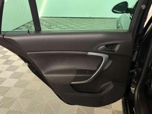 Black Opel Insignia 2016 in Marijampole, with an engine capacity of 1.96 L and mileage of 262 thousand km for 5999 €, photo 26 on AUTOMOTO.COM.LV