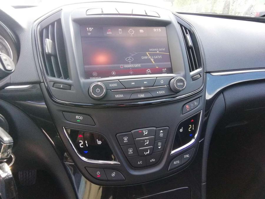 Black Opel Insignia 2016 in Marijampole, with an engine capacity of 1.36 L and mileage of 271 thousand km for 4799 €, photo 11 on AUTOMOTO.COM.LV