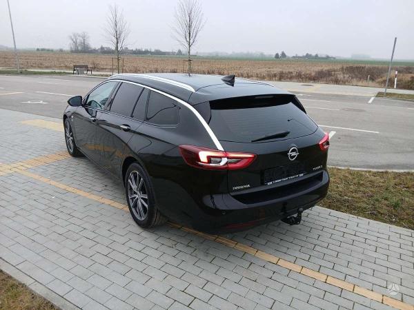 Black Opel Insignia 2017 in Marijampole, with an engine capacity of 1.96 L and mileage of 229 thousand km for 9850 €, photo 9 on AUTOMOTO.COM.LV