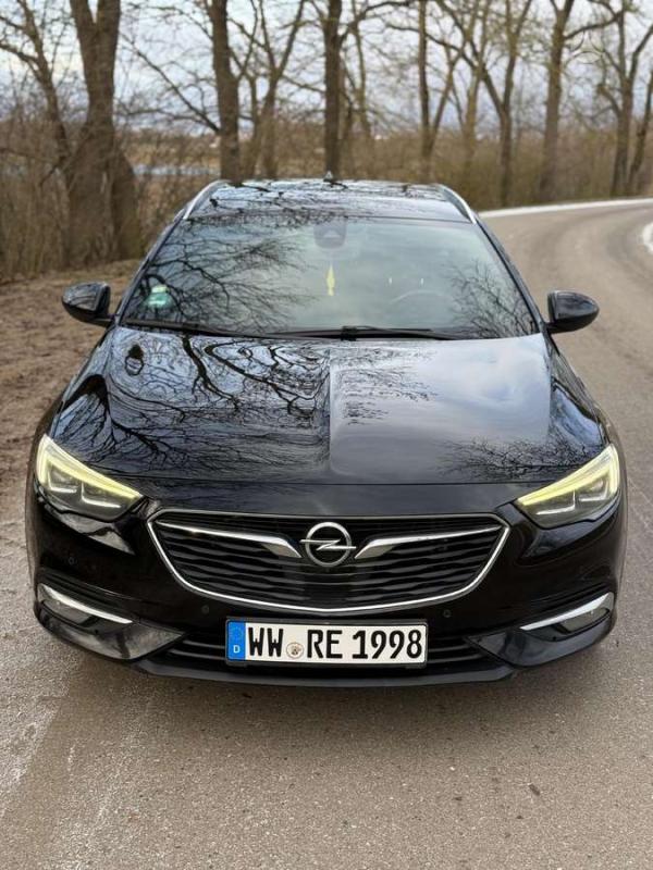 Melns Opel Insignia 2017 Marijampole, ar dzinēja tilpumu 1.96 L un nobraukumu 272 tūkst. km par 10200 €, foto 2 vietnē AUTOMOTO.COM.LV