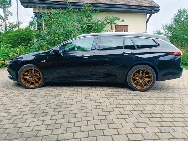 Melns Opel Insignia 2017 Ogre, ar dzinēja tilpumu 2.00 L un nobraukumu 240 tūkst. km par 10850 €, foto 3 vietnē AUTOMOTO.COM.LV