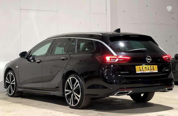 Black Opel Insignia 2017 in Klaipeda, with an engine capacity of 1.96 L and mileage of 241 thousand km for 10999 €, photo 4 on AUTOMOTO.COM.LV