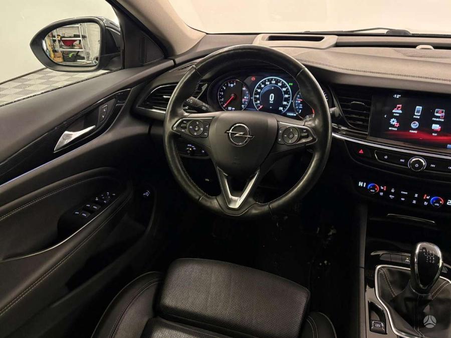 Melns Opel Insignia 2017 Marijampole, ar dzinēja tilpumu 1.96 L un nobraukumu 119 tūkst. km par 12999 €, foto 20 vietnē AUTOMOTO.COM.LV