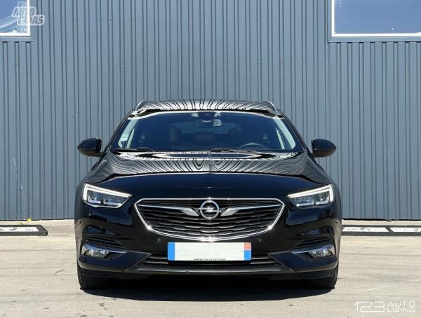 Black Opel Insignia 2017 in Taurage, with an engine capacity of 1.60 L and mileage of 232 thousand km for 8300 €, photo 4 on AUTOMOTO.COM.LV
